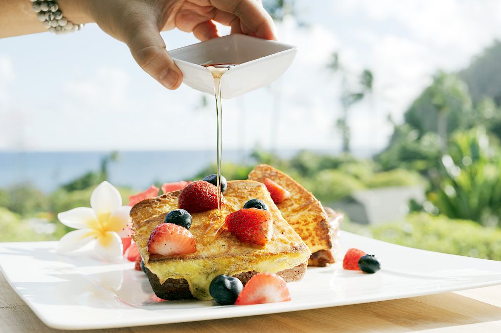 Best Restaurant Hana Maui - Hana Ranch Restaurant - Top Road to Hana ...