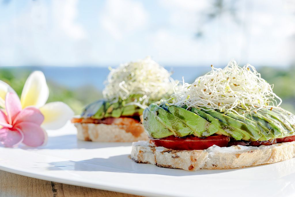 Best Restaurant Hana Maui - Hana Ranch Restaurant - Top Road to Hana ...